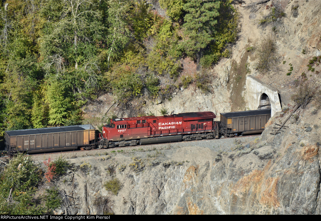 CP 8937 Mid-Train DPU